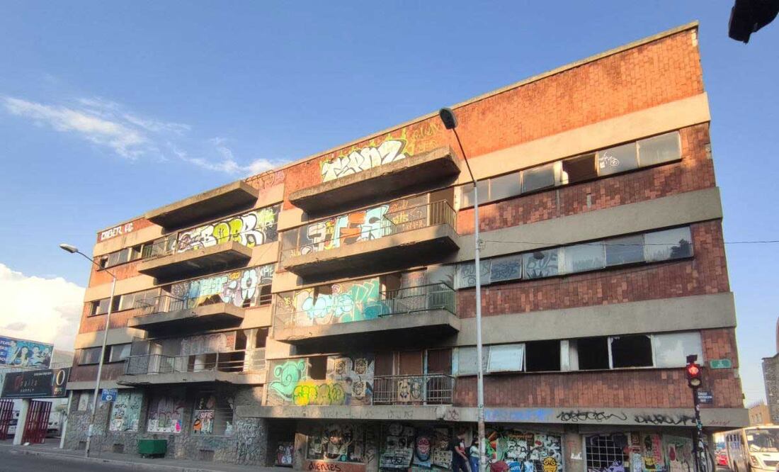 Esta es la triste historia del lujoso edificio de la 7 Poniente que terminó en el ocaso | El ...