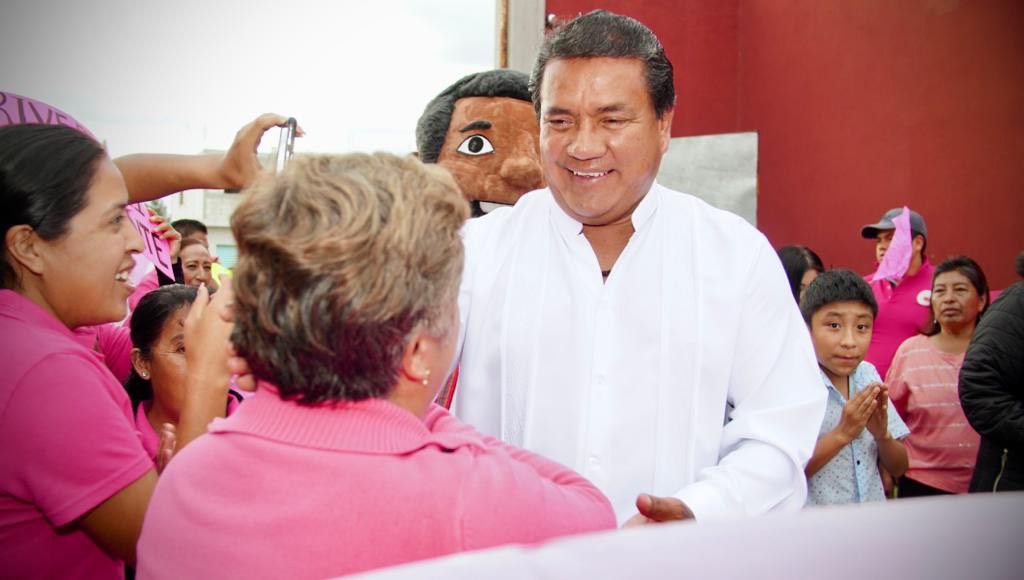 En San Aparicio, Julio Huerta recibe respaldo a favor de Claudia ... En San Aparicio, Julio Huerta recibe respaldo a favor de Claudia ...