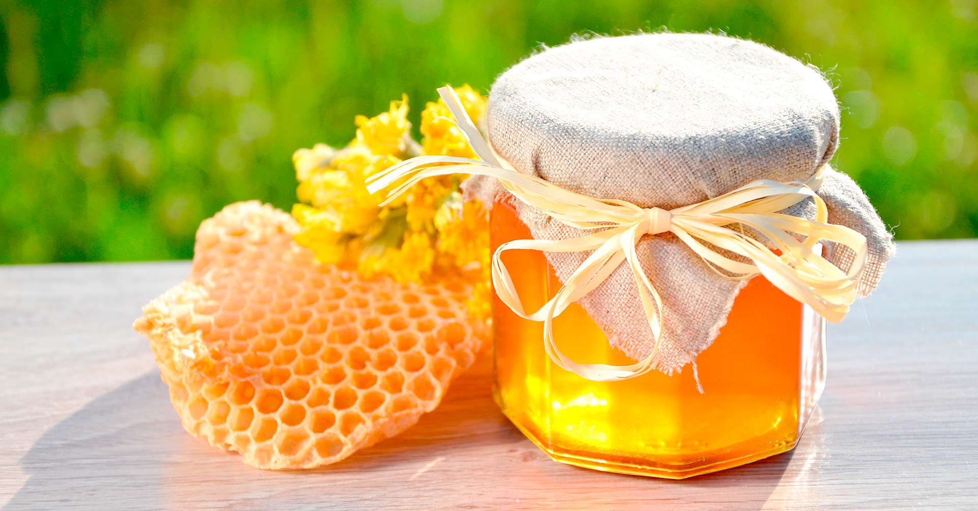 Estos son los trucos sencillos para reconocer la miel adulterada