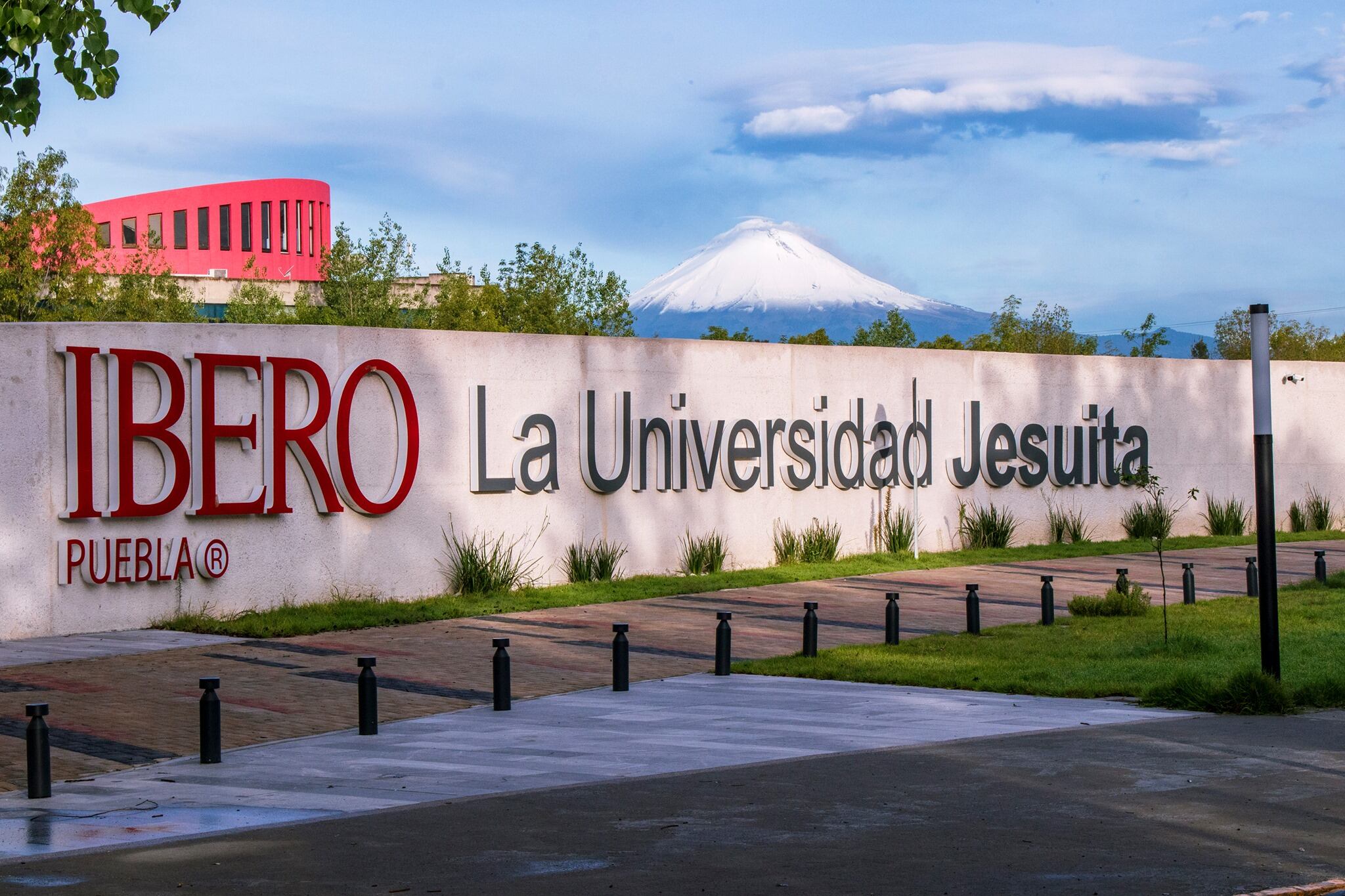 Con mesas de análisis Ibero Puebla atiende denuncias de violencia de ...